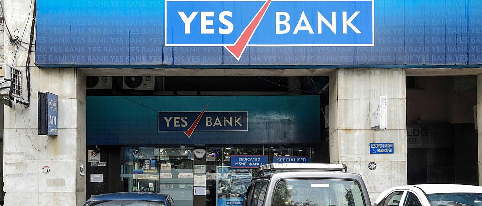 Yes Bank scam: CBI searches 7 locations in Mumbai; Rana Kapoor's family ...