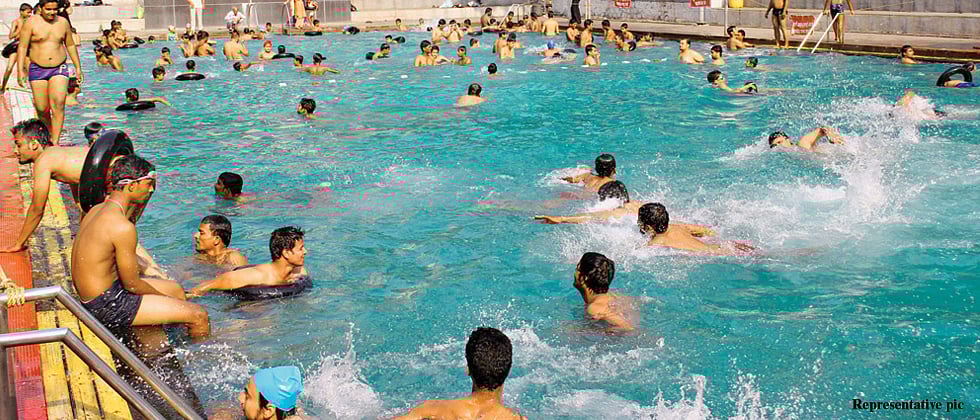 Pune swimming pools now rely on borewells, tankers