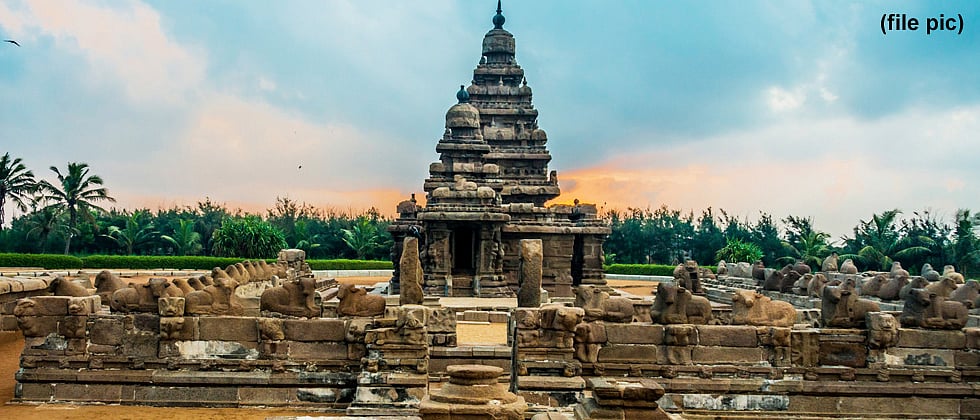 Mahabalipuram temple at Twashta Kasar Ganesh Mandal