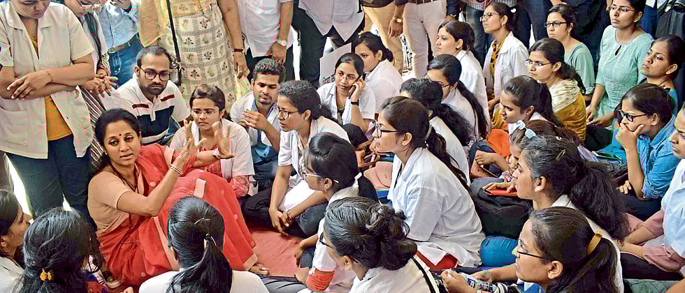 Medical students frustrated as problems continue