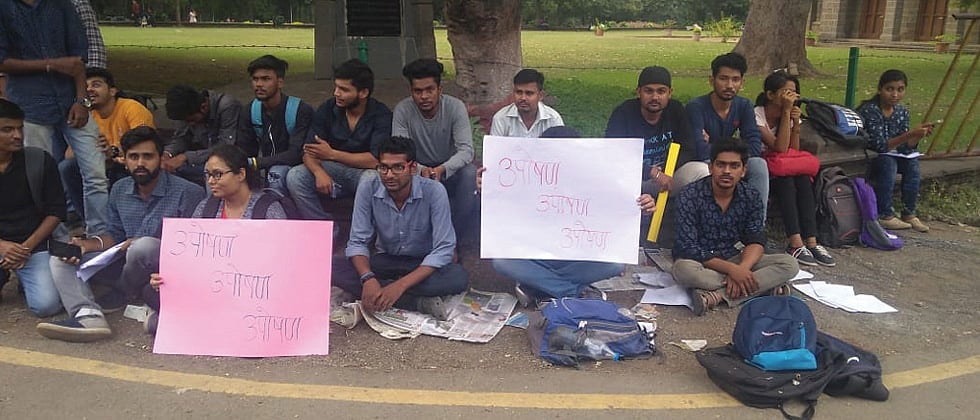 Engineering students protest at SPPU