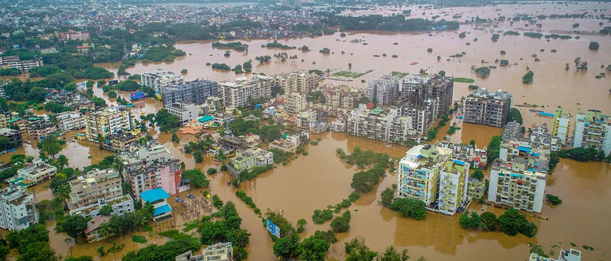 30 Killed In Maharashtra Floods 2 Lakh Evacuated