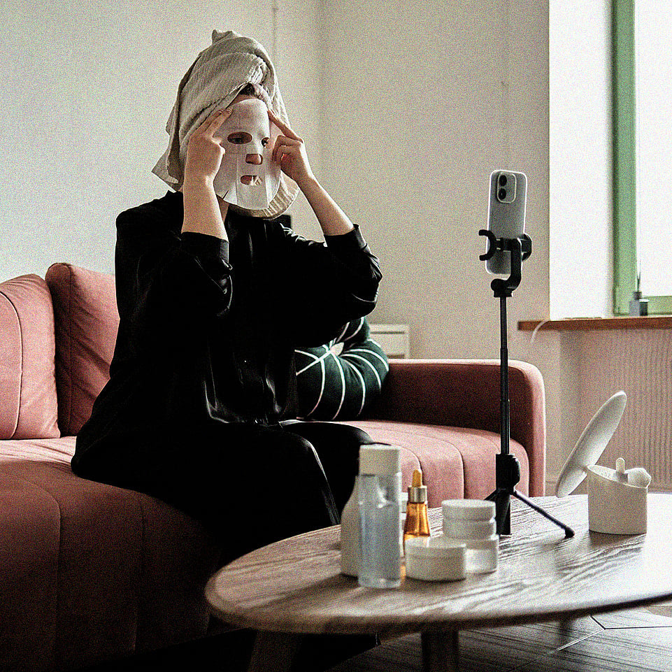 Your dermatologist turns into a social media influencer—can you trust ...