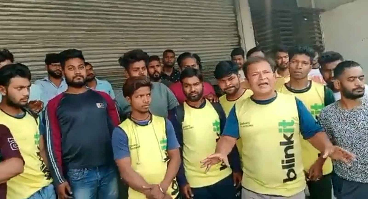 Delivery Partners Protest Blinkits New Pay System Gig Workers In India Fight For Fair Treatment 