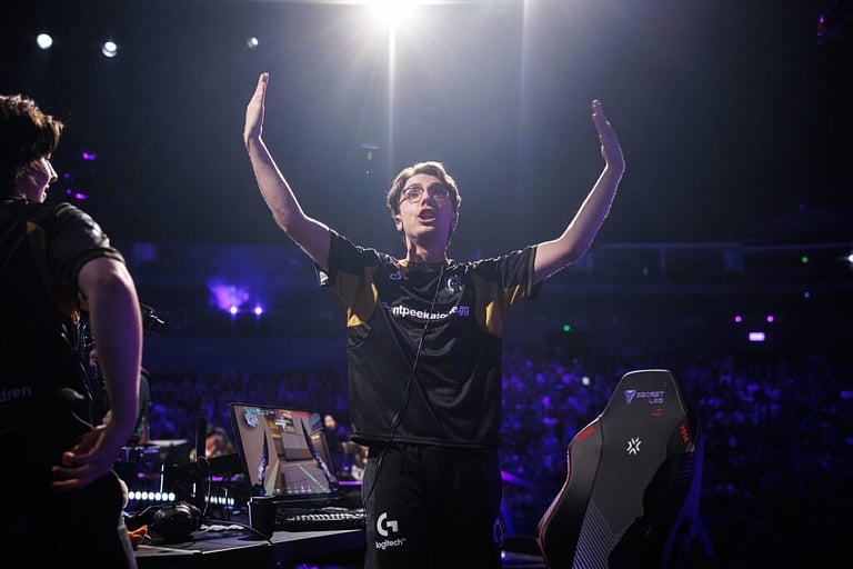 Liquid anuncia novo elenco com paTiTek