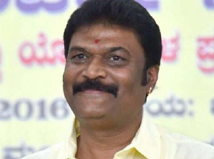 Karnataka Minister Anand Singh says he's not resigning after meeting CM ...