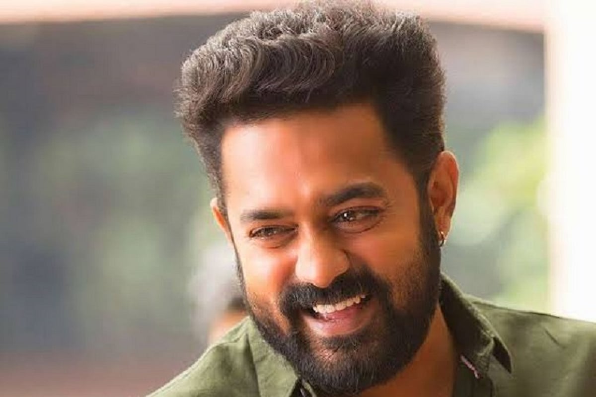 Asif Ali To Collaborate With Director Rohit Vs For A Romantic Comedy