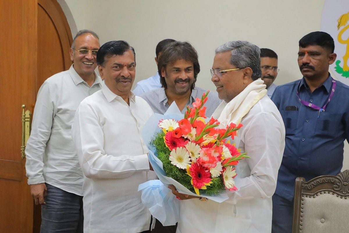 When the Karnataka Congress has the numbers to rule, why is it poaching?