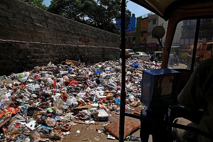 K’taka HC proposes, BBMP disposes: Pothole, garbage-free B’luru remains ...