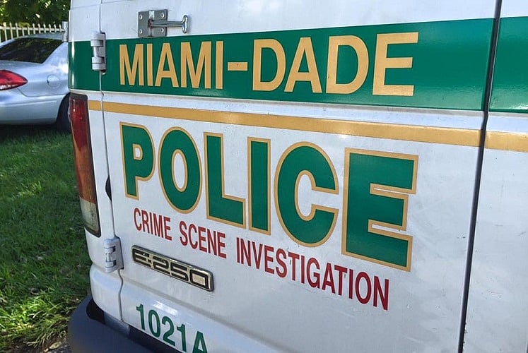 Video: When a woman made a cop pull over for over-speeding