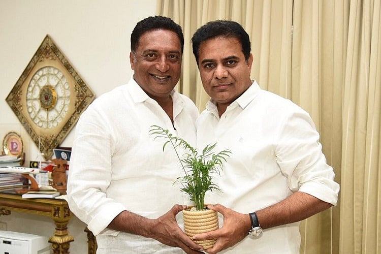 After announcing political entry, actor Prakash Raj meets KTR in Hyd