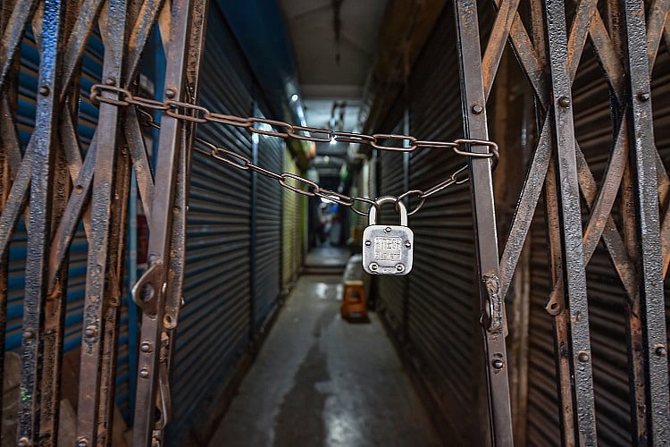 Nationwide lockdown extended till May 31 as COVID-19 cases cross 92,000 ...