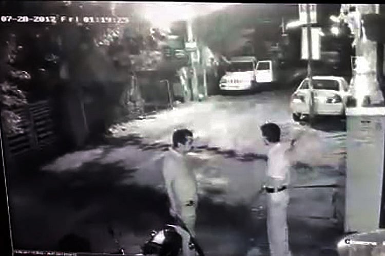 CCTV footage shows CPI(M) attacking BJP office: 3 cops run and hide as one tries to stop goons