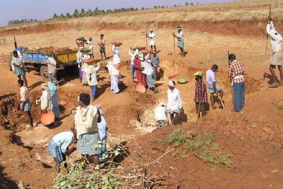 Why lakhs of NREGA workers are still ineligible for wages under Aadhaar ...