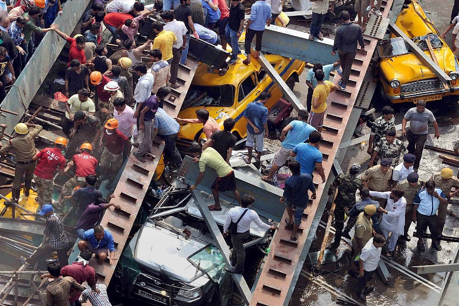 Kolkata bridge collapse: Three company officials arrested, charged with ...
