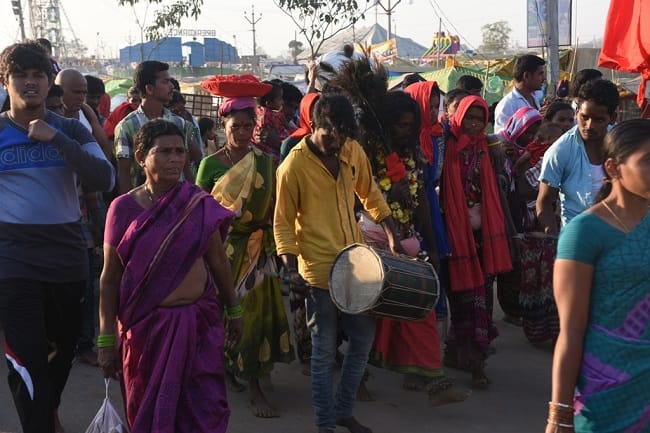 Telangana’s Medaram Jathara begins, but not all Adivasis welcome the ...