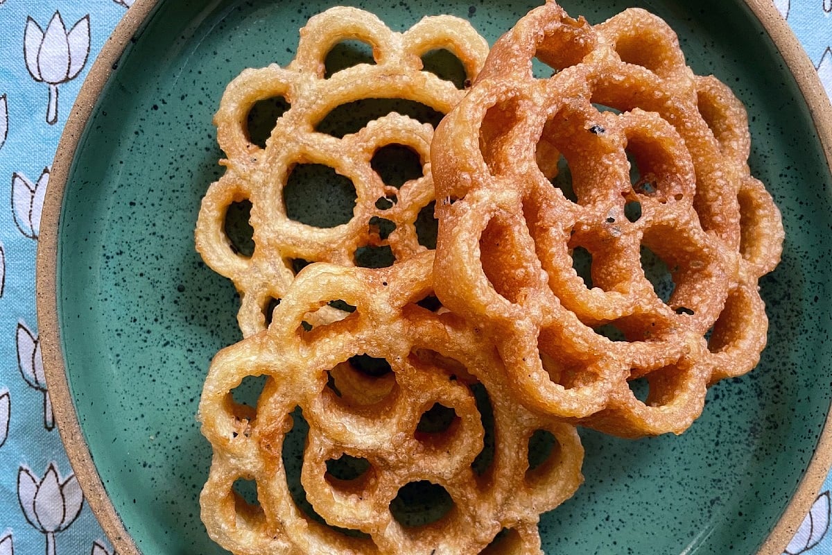 These sweet and savoury snacks are a favourite with Malayalis during ...