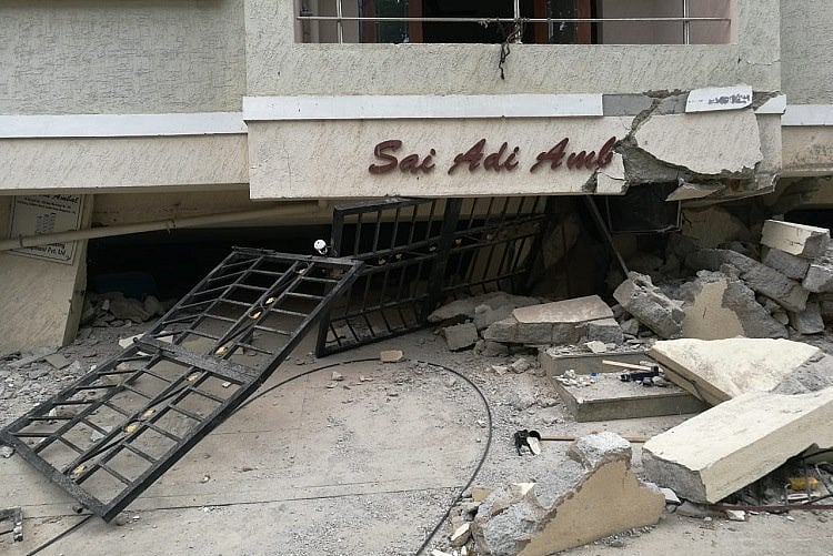 'The floor was sinking': Residents recount escape from Bengaluru ...