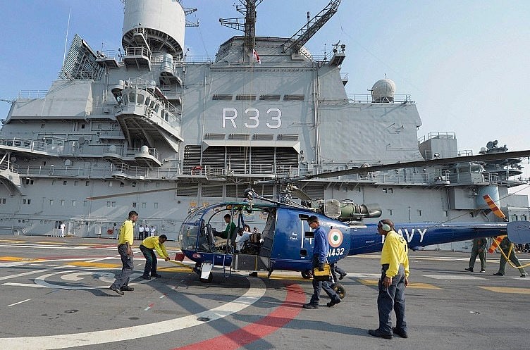 Indian Navy's Chetak chopper crashes at Tamil Nadu's INS Rajali base ...