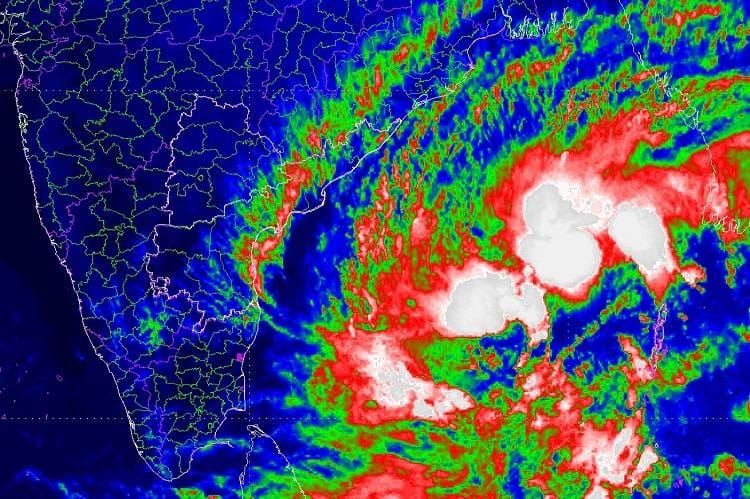 Cyclone Gaja to make landfall in 4 TN districts: A check on disaster ...