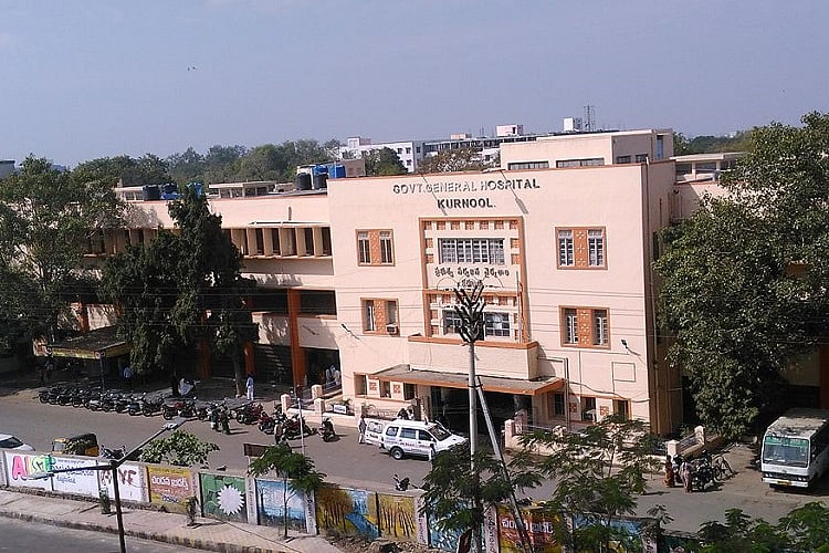 For turning up late, 50 doctors in Andhra's Kurnool General Hospital ...