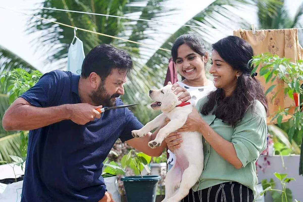 Makal review: This Sathyan Anthikad film is a heartwarming family drama