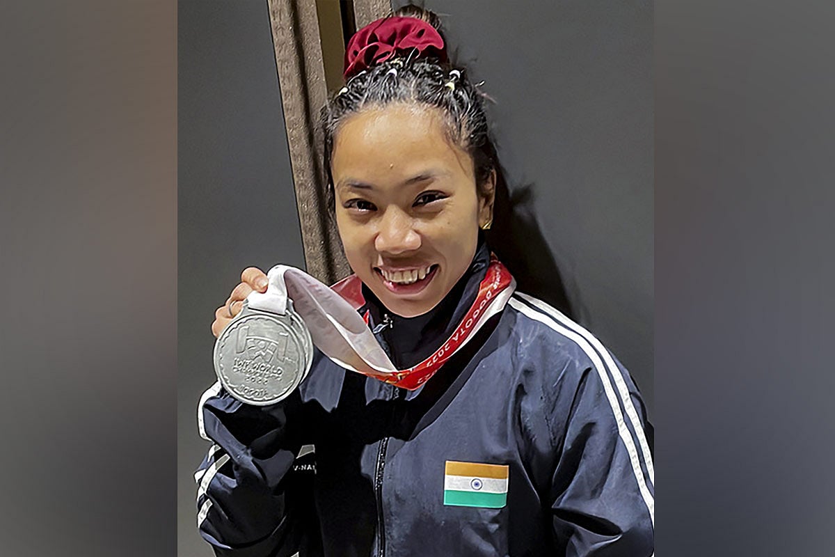 Saikhom Mirabai Chanu clinches silver in weightlifting at World Championships