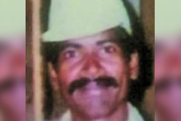 Maoist leader Ramanna dead? Good turnout at funeral in Bastar triggers ...