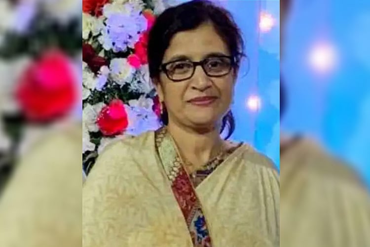 Goodbye Razeena: Kasaragod woman's family holds funeral in Sri Lanka ...