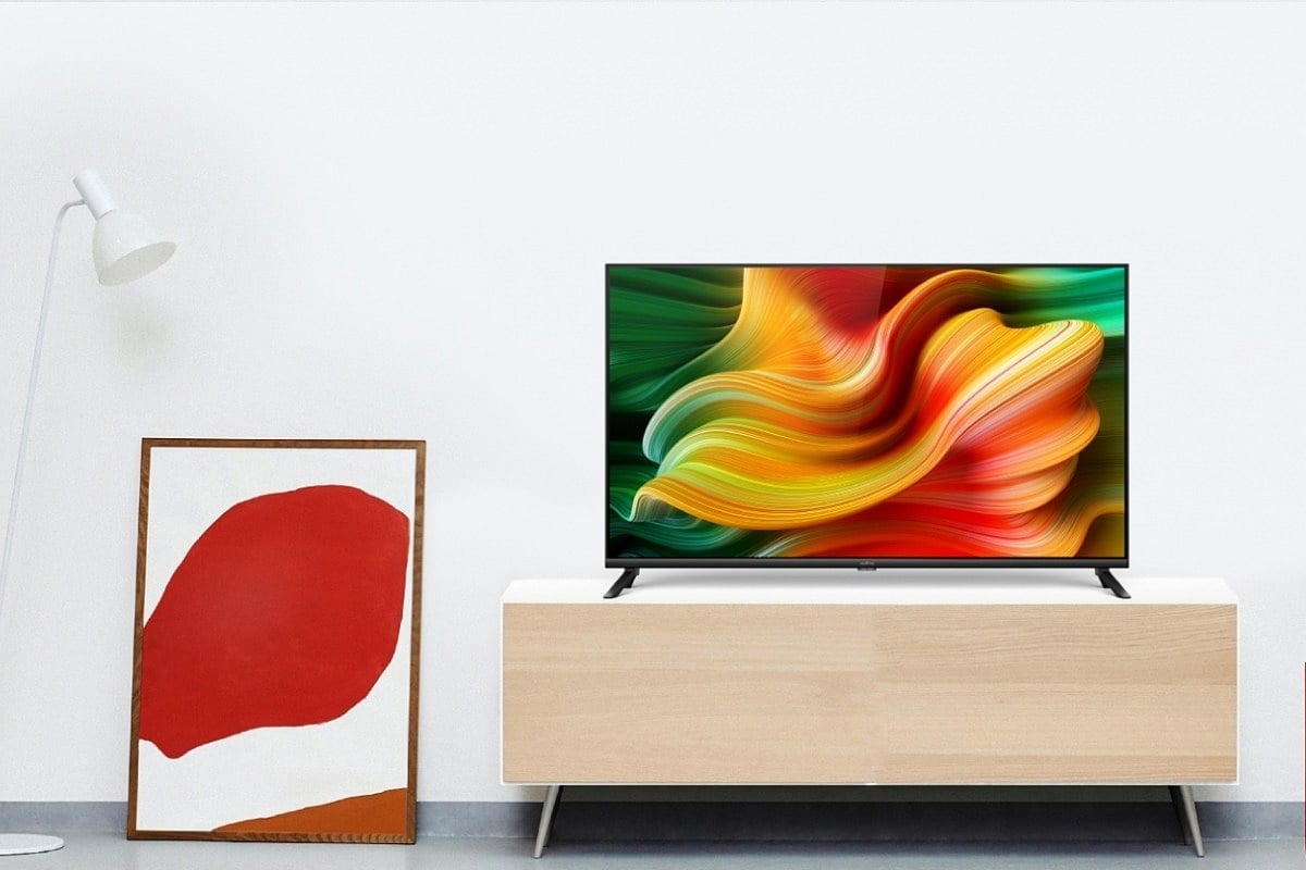 Realme takes on Xiaomi in affordable TV segment, launches Smart TV in India