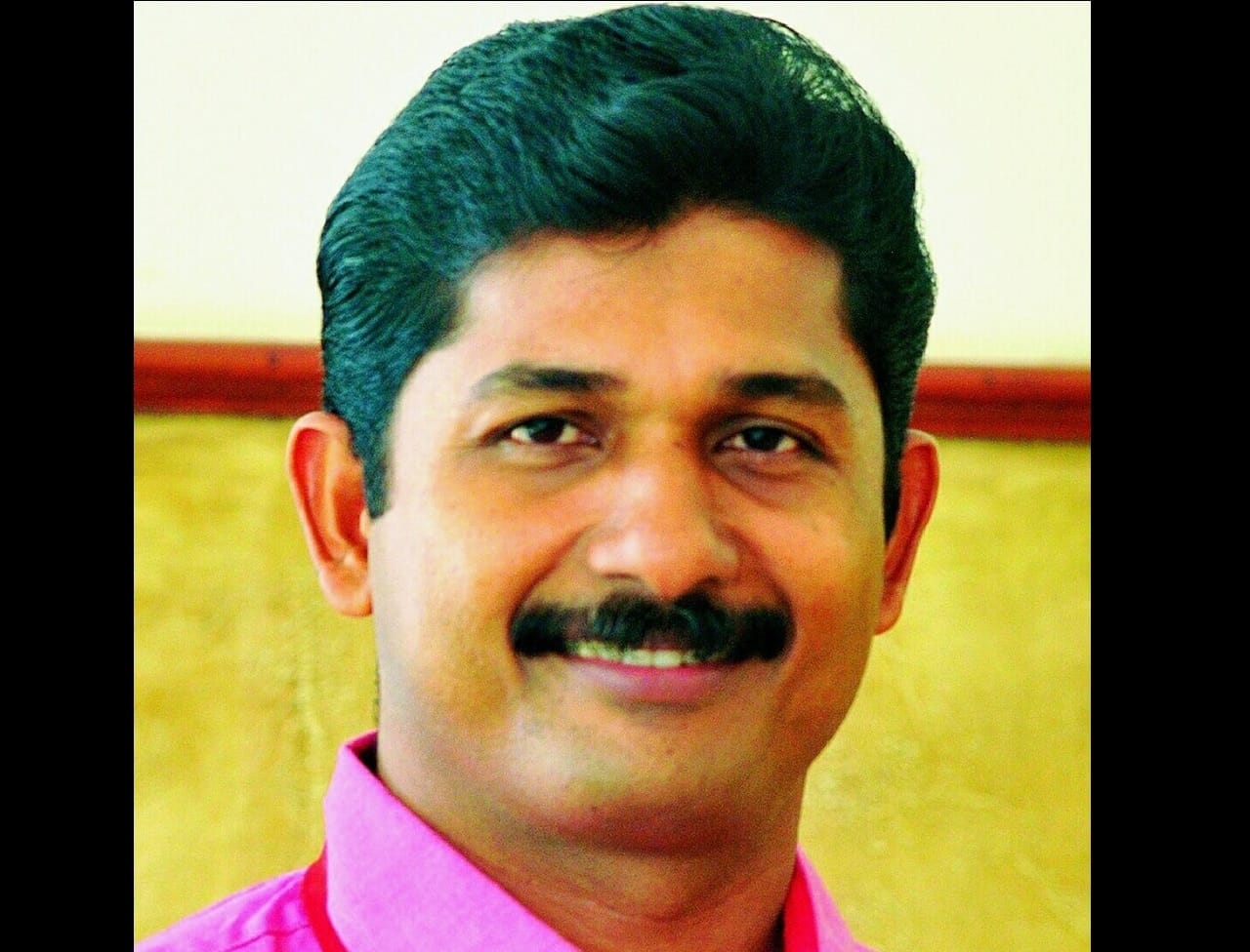 CPI M's young face M Swaraj says he never criticised VS Achutanandan