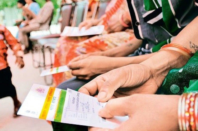 SC upholds constitutional validity of Aadhaar, Justice Chandrachud lone ...