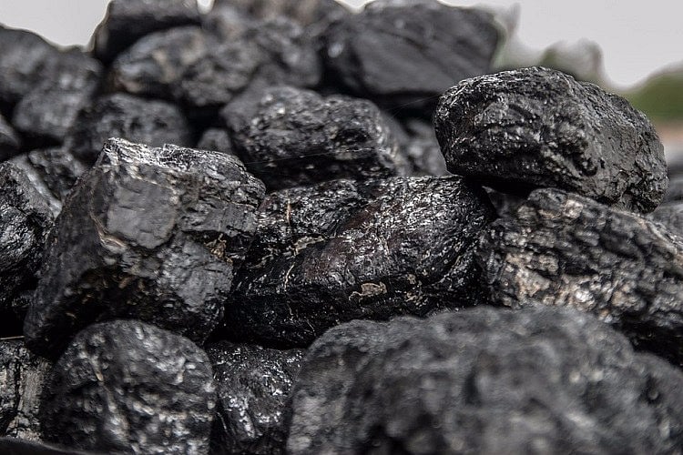 Telangana's Singareni aims to produce 900 lakh tonnes of coal by 2020-21