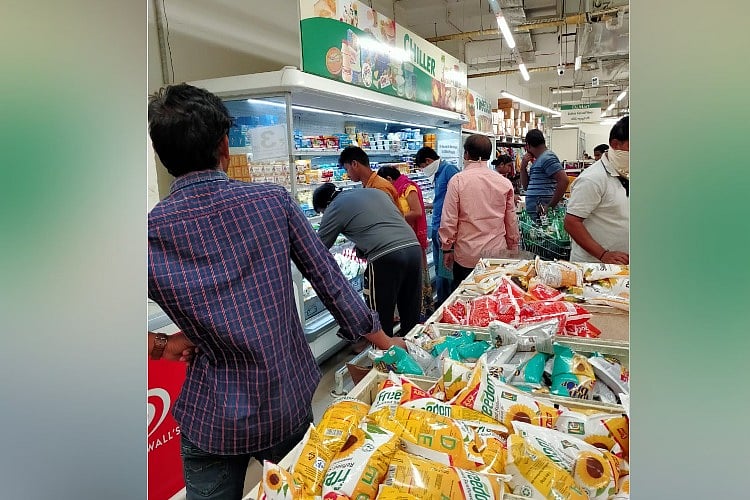 Supermarkets in Hyderabad witness rush as consumers stock up ahead of ...