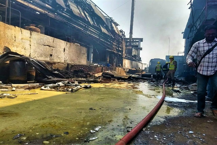 Hyderabad pharma fire accident: Man succumbs to injuries, death toll ...