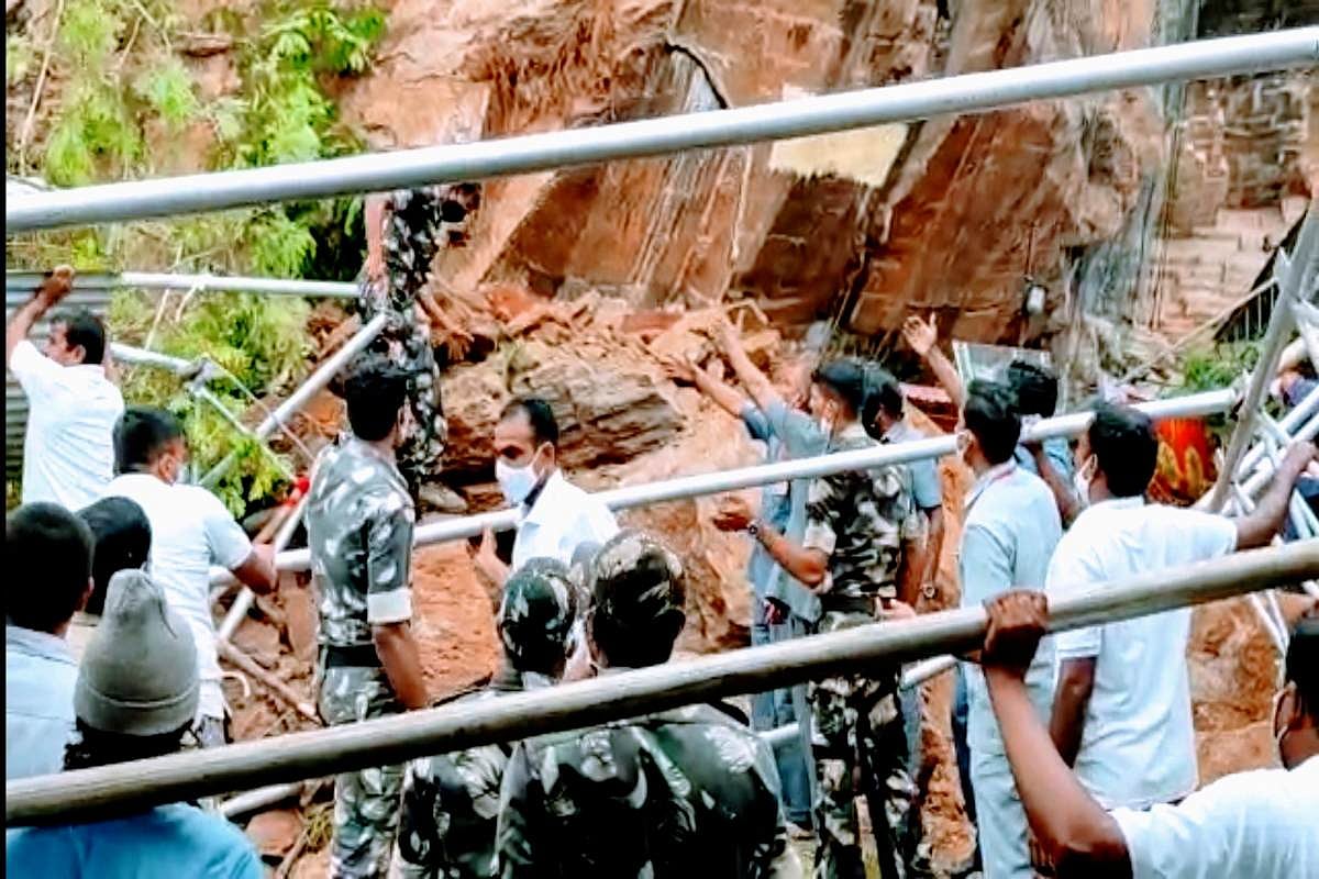 Hours before CM’s visit, landslide shakes Kanaka Durga temple in Vijayawada