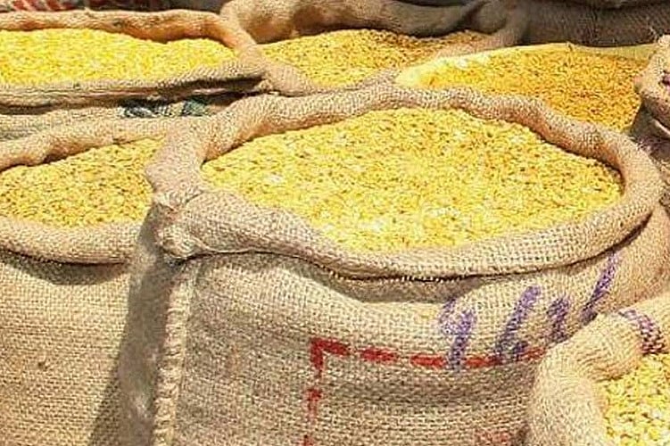 K'taka govt mull giving toor dal under Anna Bhagya scheme