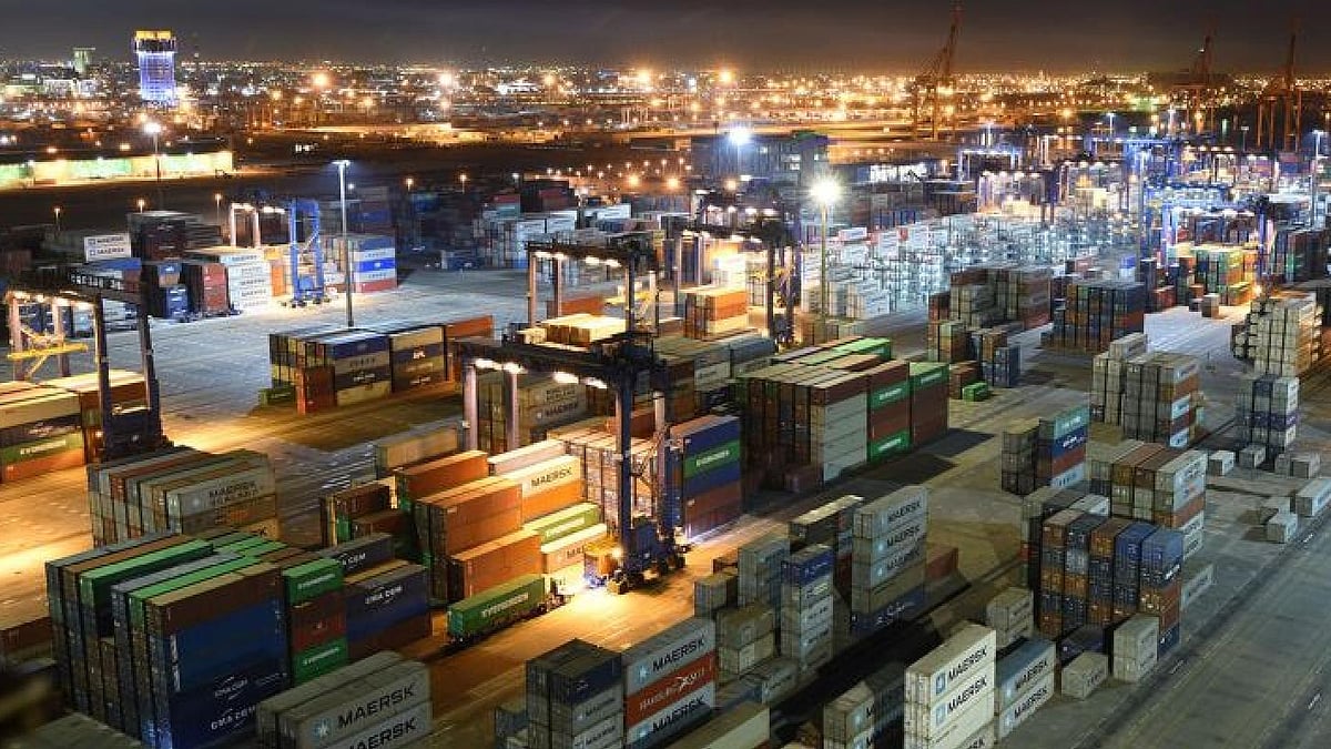 PIF, COSCO SHIPPING Ports Acquire Stakes in Red Sea Gateway Terminal