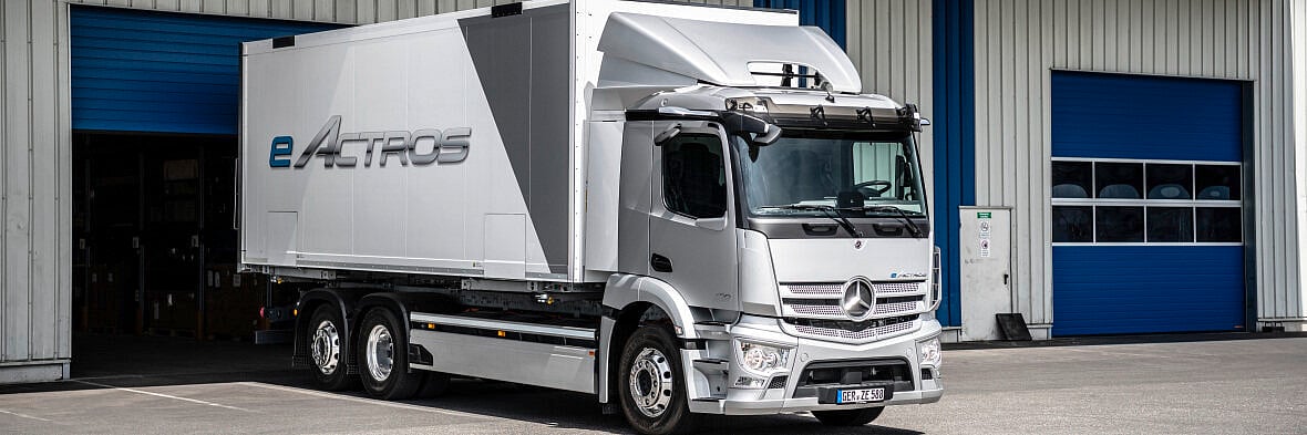 Mercedes-Benz eActros Celebrates its World Premiere