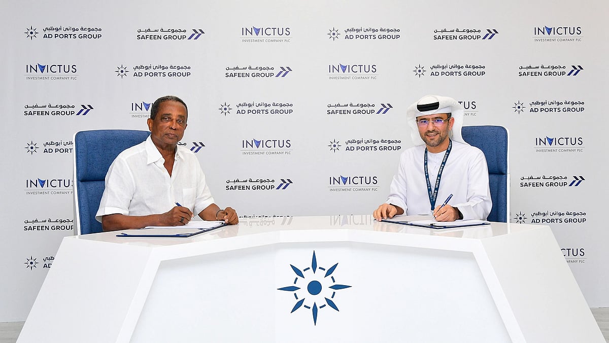 SAFEEN and Invictus Sign Deal to Own and Operate Five Dry-Bulk Vessels