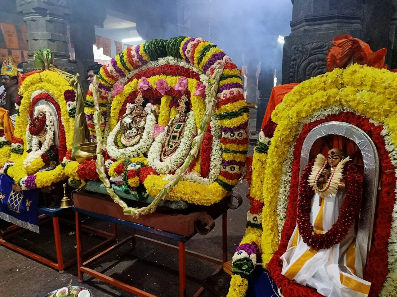 `எறிபத்த நாயனாரின் பூக்குடலைத் திருவிழா!' - கரூரில் கோலாகலம் | eripatha ...