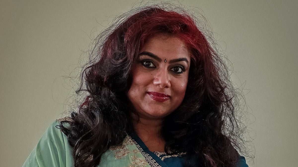 ``குரூப் செக்ஸ் பத்திலாமா ஷோல பேசுவாங்க... அருவருப்பா இருக்கு ...