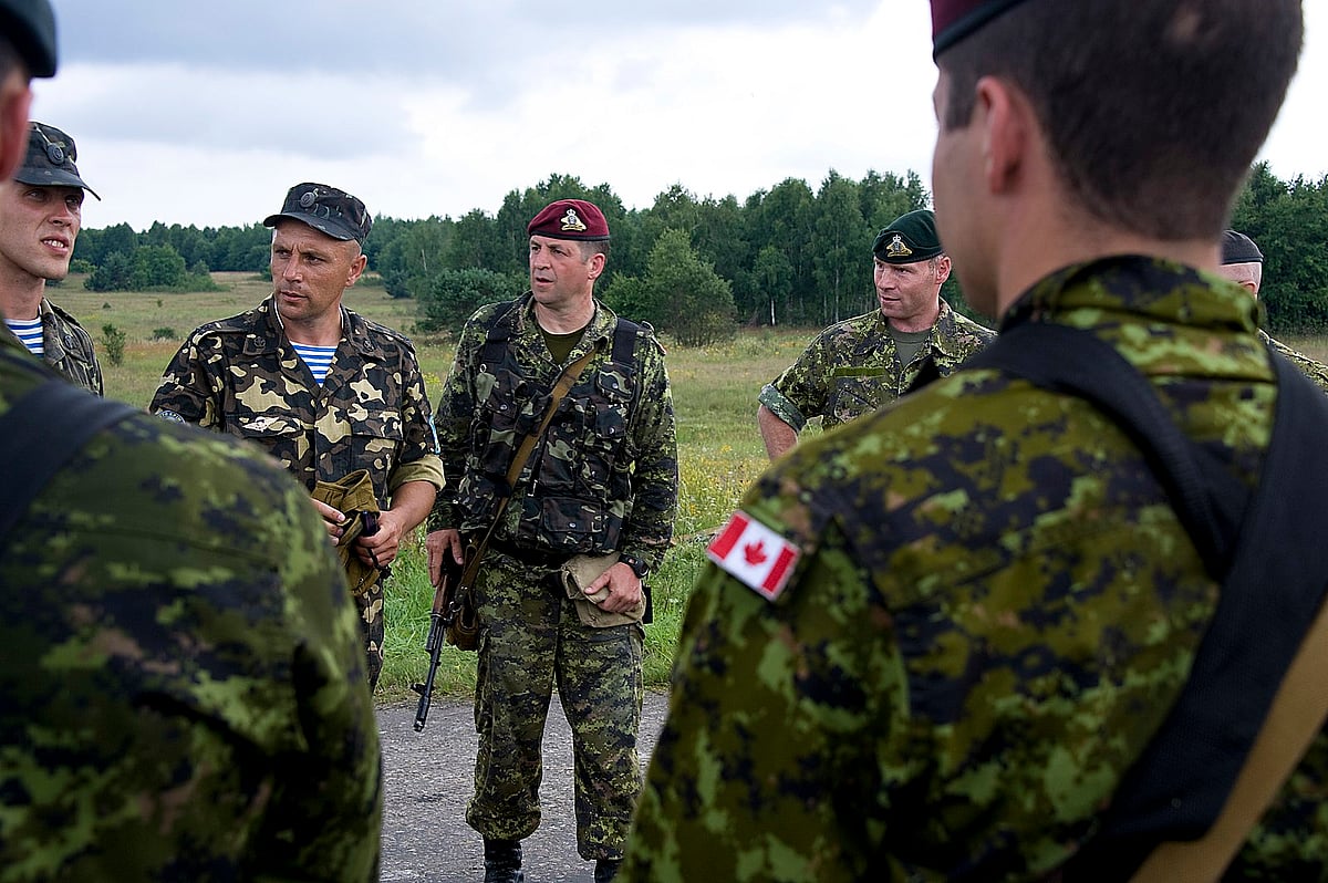 Canadian military chaplains told no more public prayers