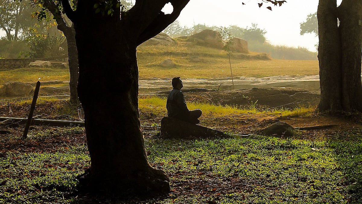 Can Meditation Reduce The Symptoms Of Depression? | White Swan Foundation